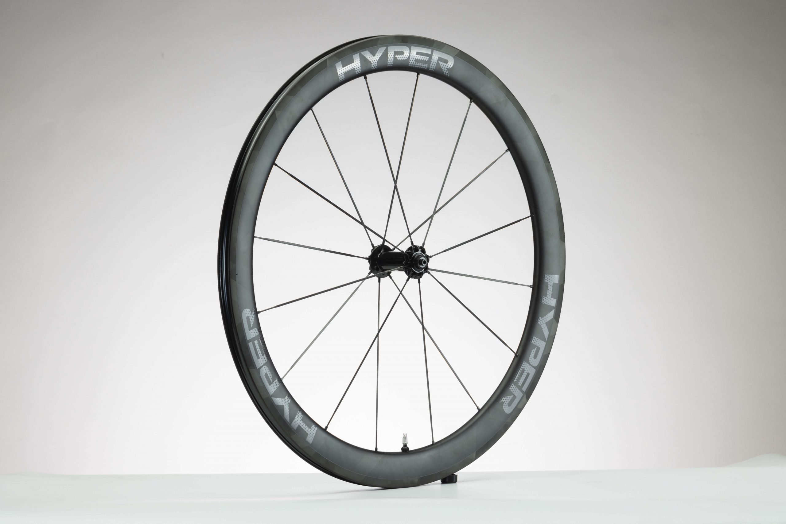 8 Best Chinese Carbon Wheels for a Road Bike (2022)