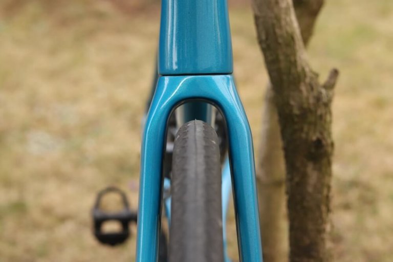 YOELEO R12 Complete Bike Review: Elegant but with Flaws