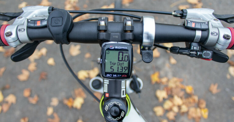 5 Best Bike Speedometers (Not GPS) Suitable for Beginners