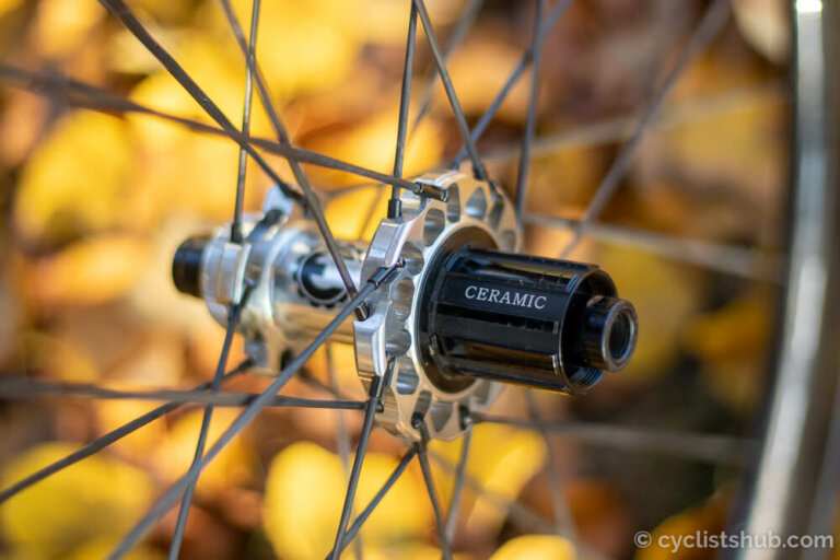 How to Choose Road Bike Wheels? (In-Depth GUIDE)